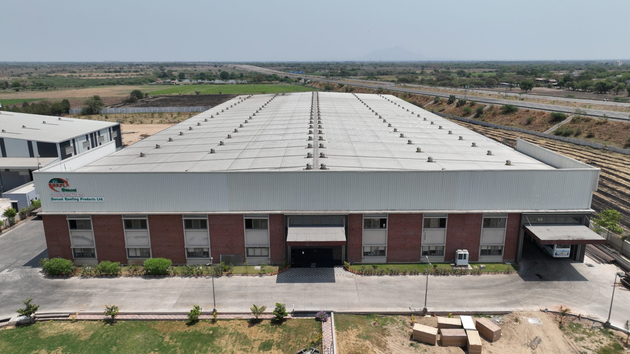 Know The Components of PEBs Structure – Bansal Roofing